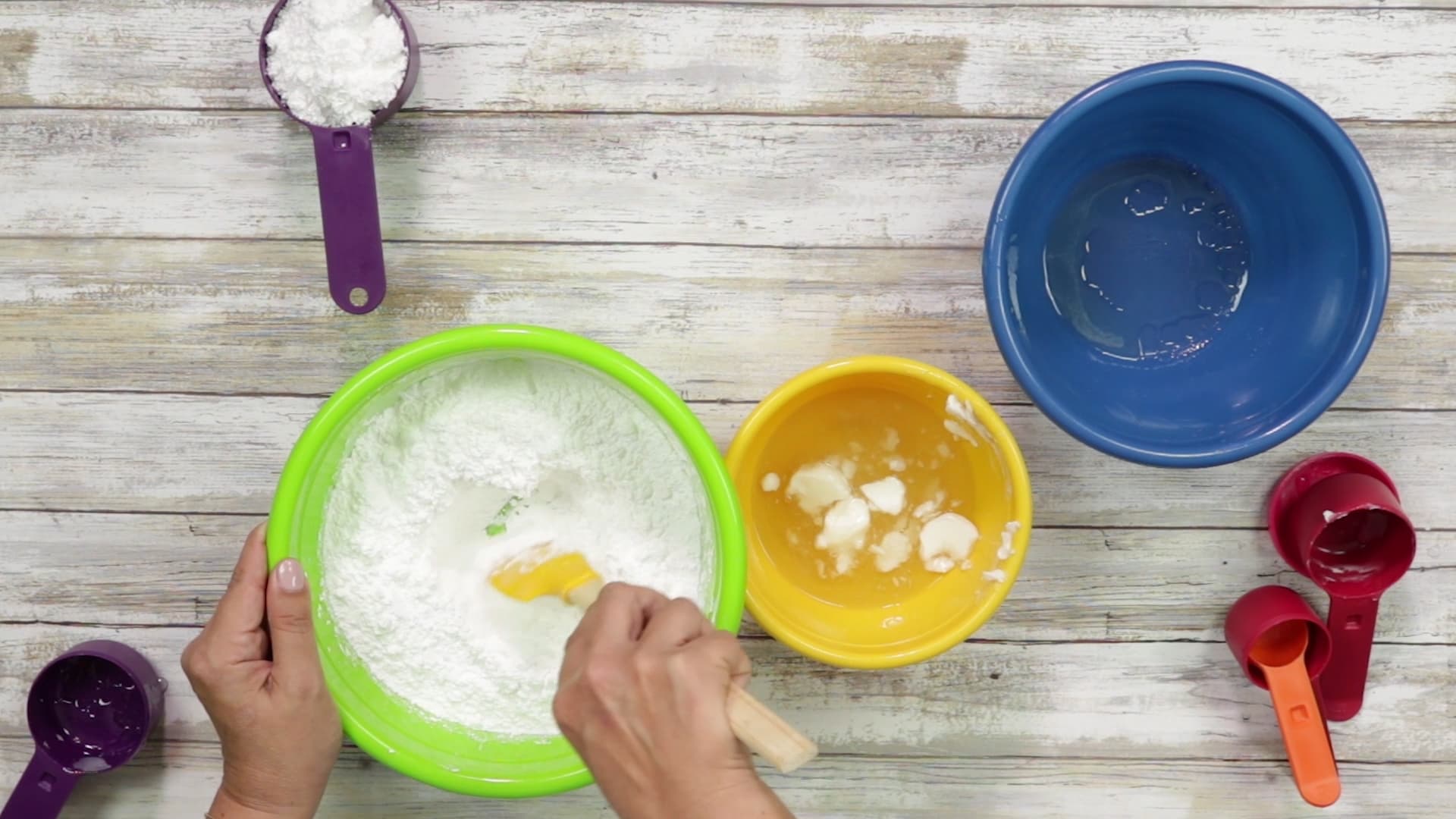 DIY Easy Homemade Fondant Recipe